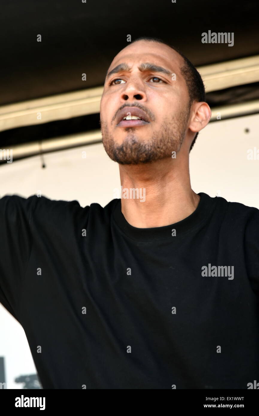 London,UK, 4th July 2015 : Rapper Kingpin preforms live at the Unsigned ...