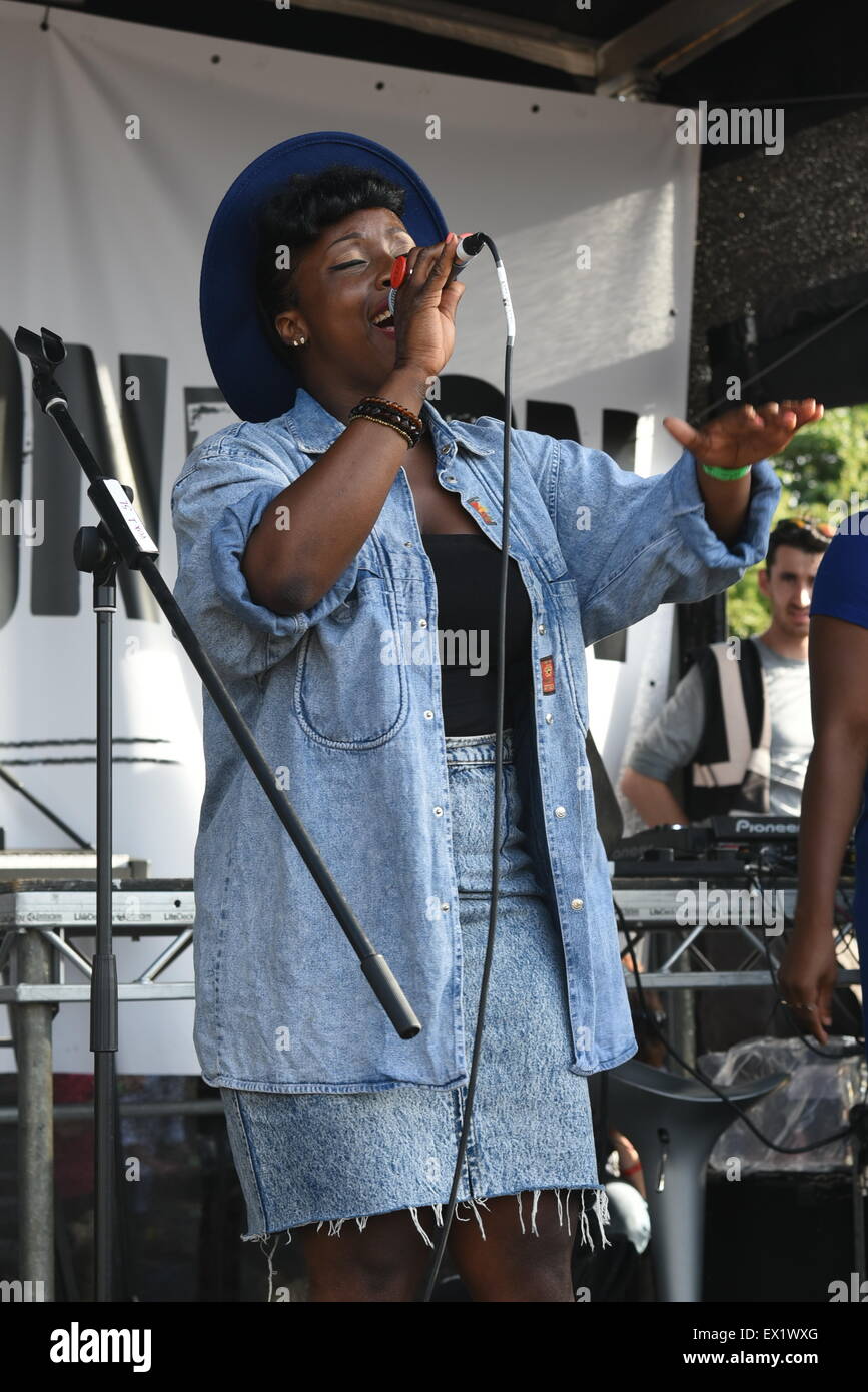 London,UK, 4th July 2015 : Singer Dionne Reid at the Unsigned London ...