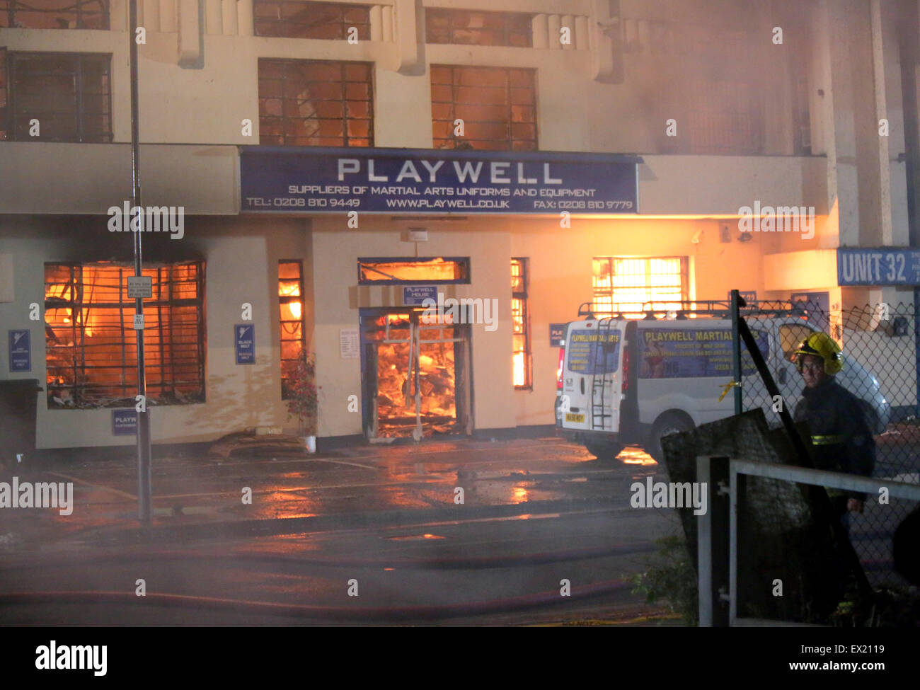 Perivale industrial hi-res stock photography and images - Alamy