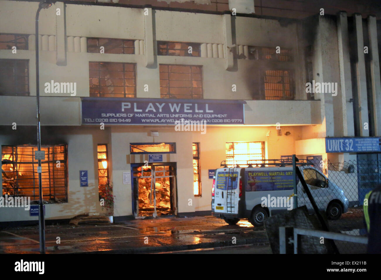 Perivale industrial hi-res stock photography and images - Alamy