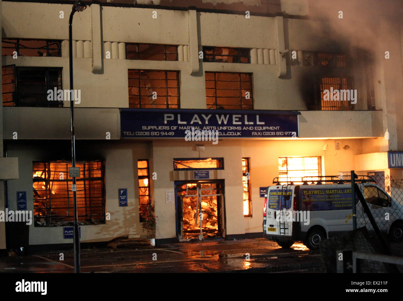 Perivale industrial hi-res stock photography and images - Alamy