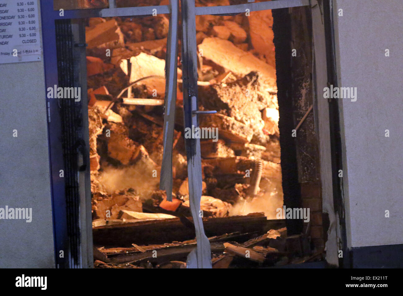 Perivale, West London, UK. 4th July, 2015. A serious fire at a ...