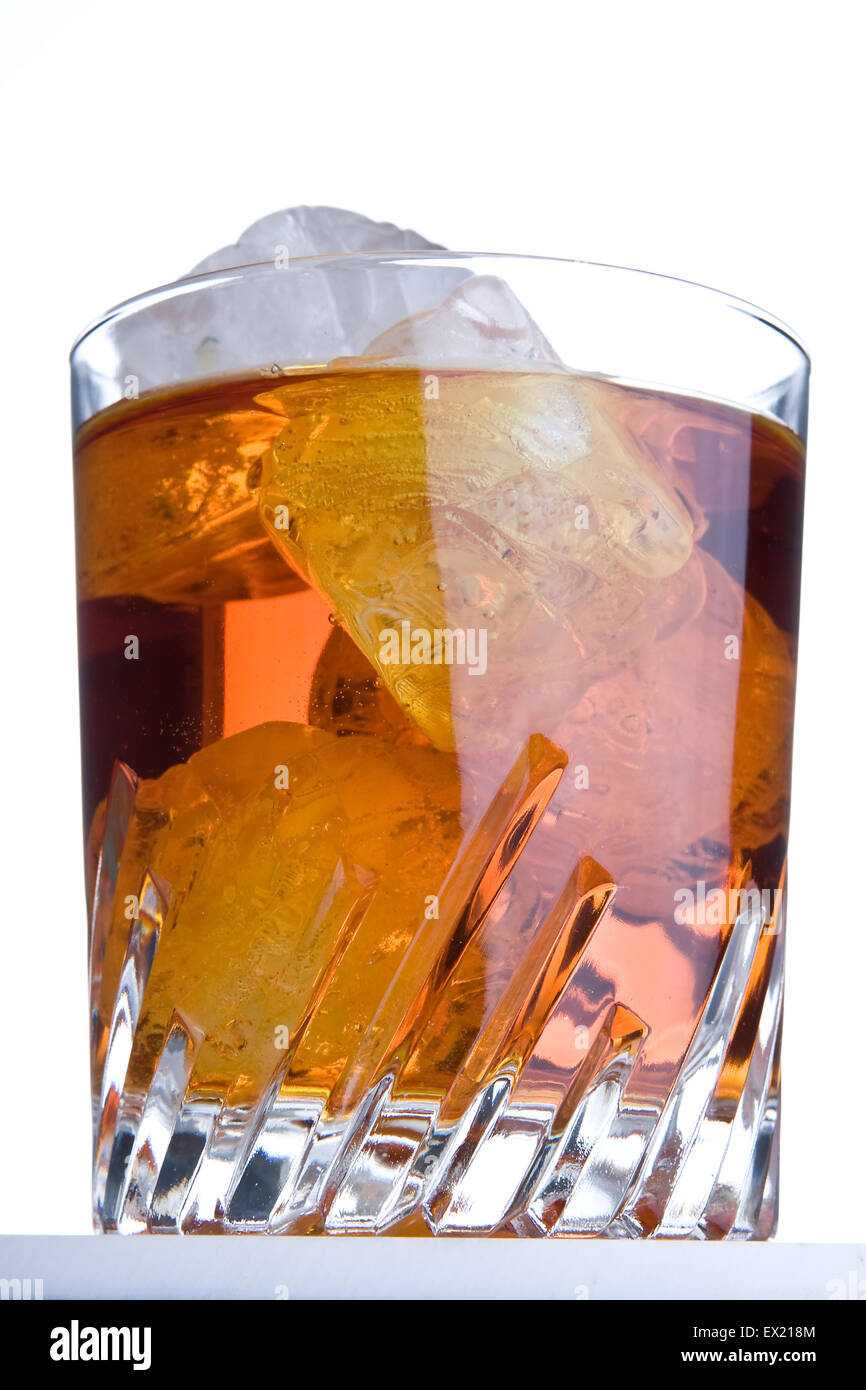 Pour whisky hi-res stock photography and images - Alamy