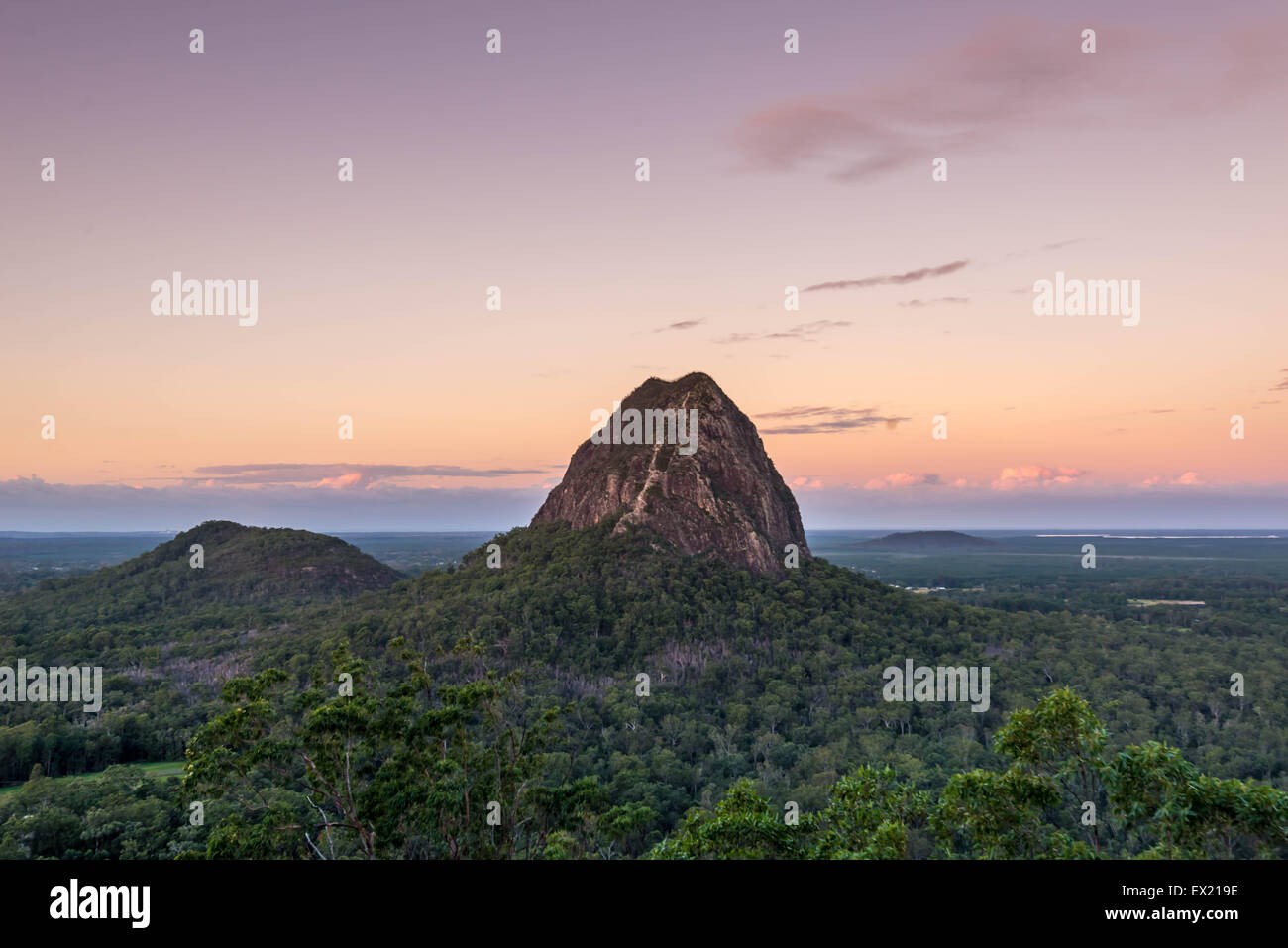 Coolum and (mount or mountain or mt) hi-res stock photography and ...