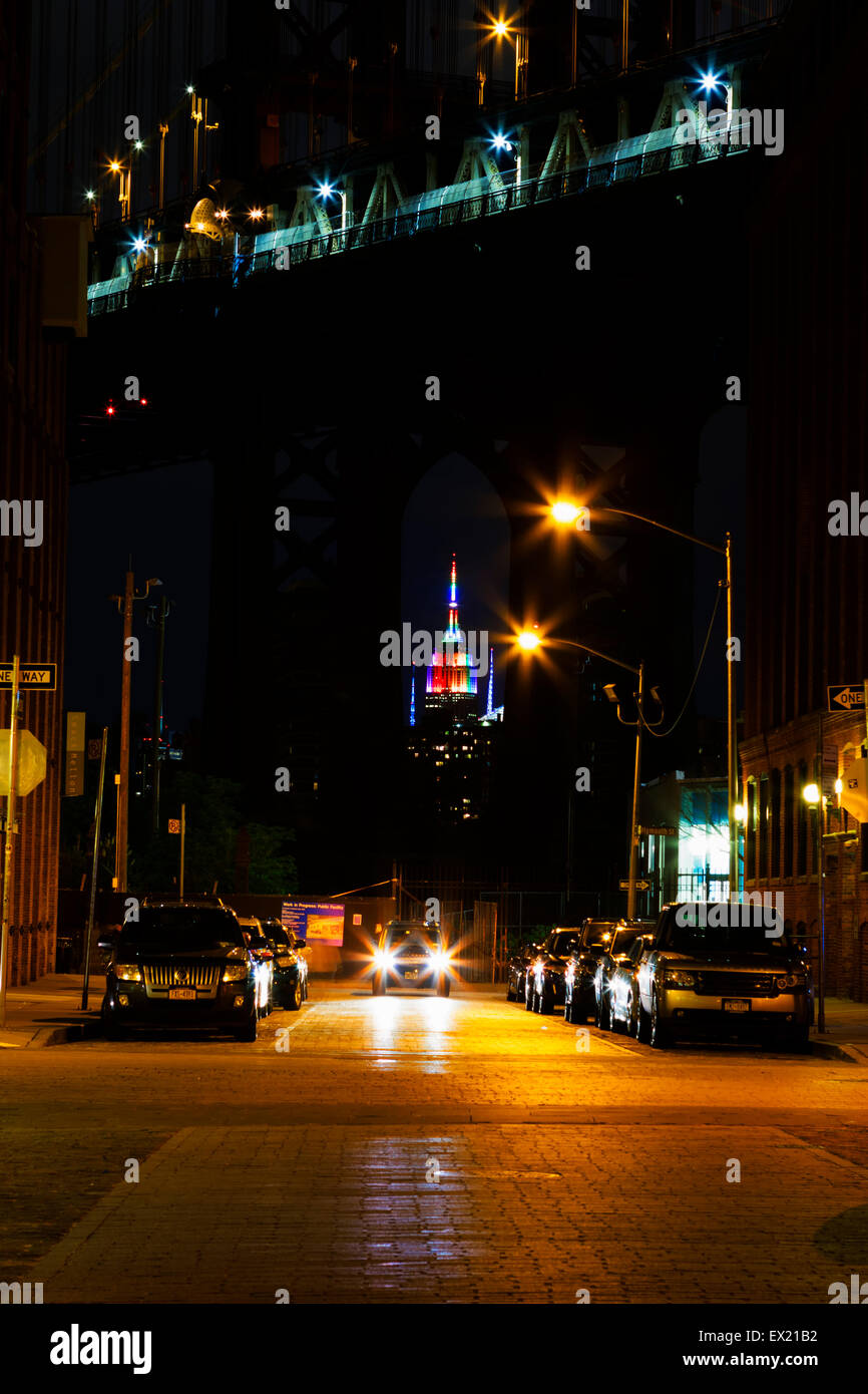 Bright lights of New York City at night Stock Photo - Alamy