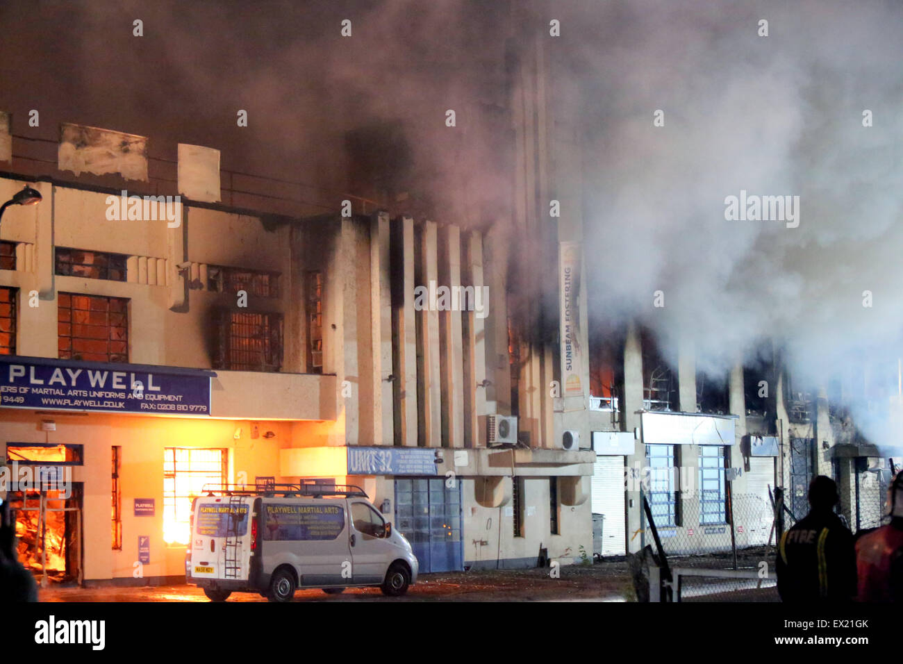 Perivale industrial hi-res stock photography and images - Alamy