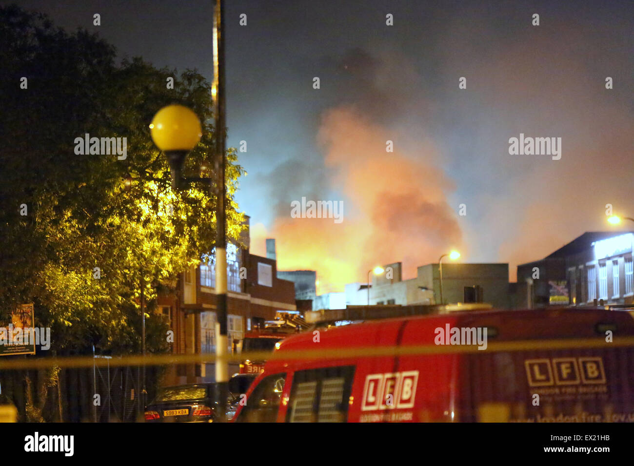 Perivale industrial hi-res stock photography and images - Alamy