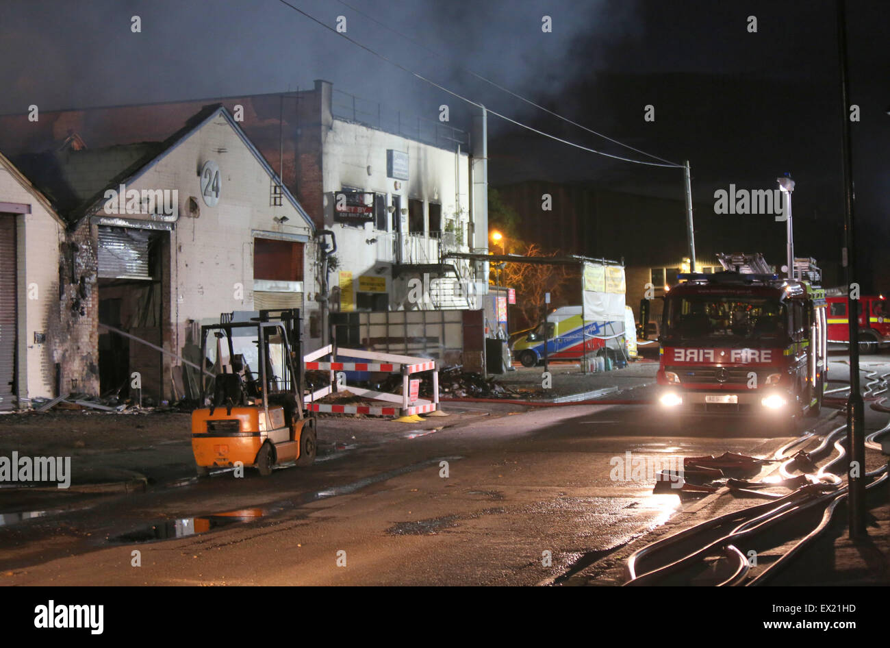 Perivale industrial hi-res stock photography and images - Alamy