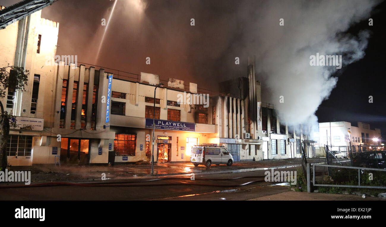 Perivale industrial hi-res stock photography and images - Alamy