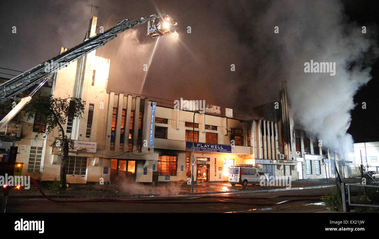 Perivale industrial hi-res stock photography and images - Alamy