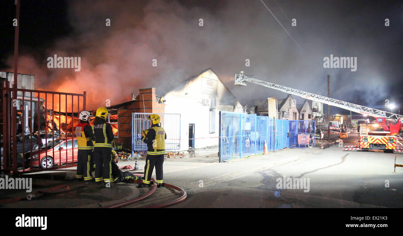 Perivale industrial hi-res stock photography and images - Alamy