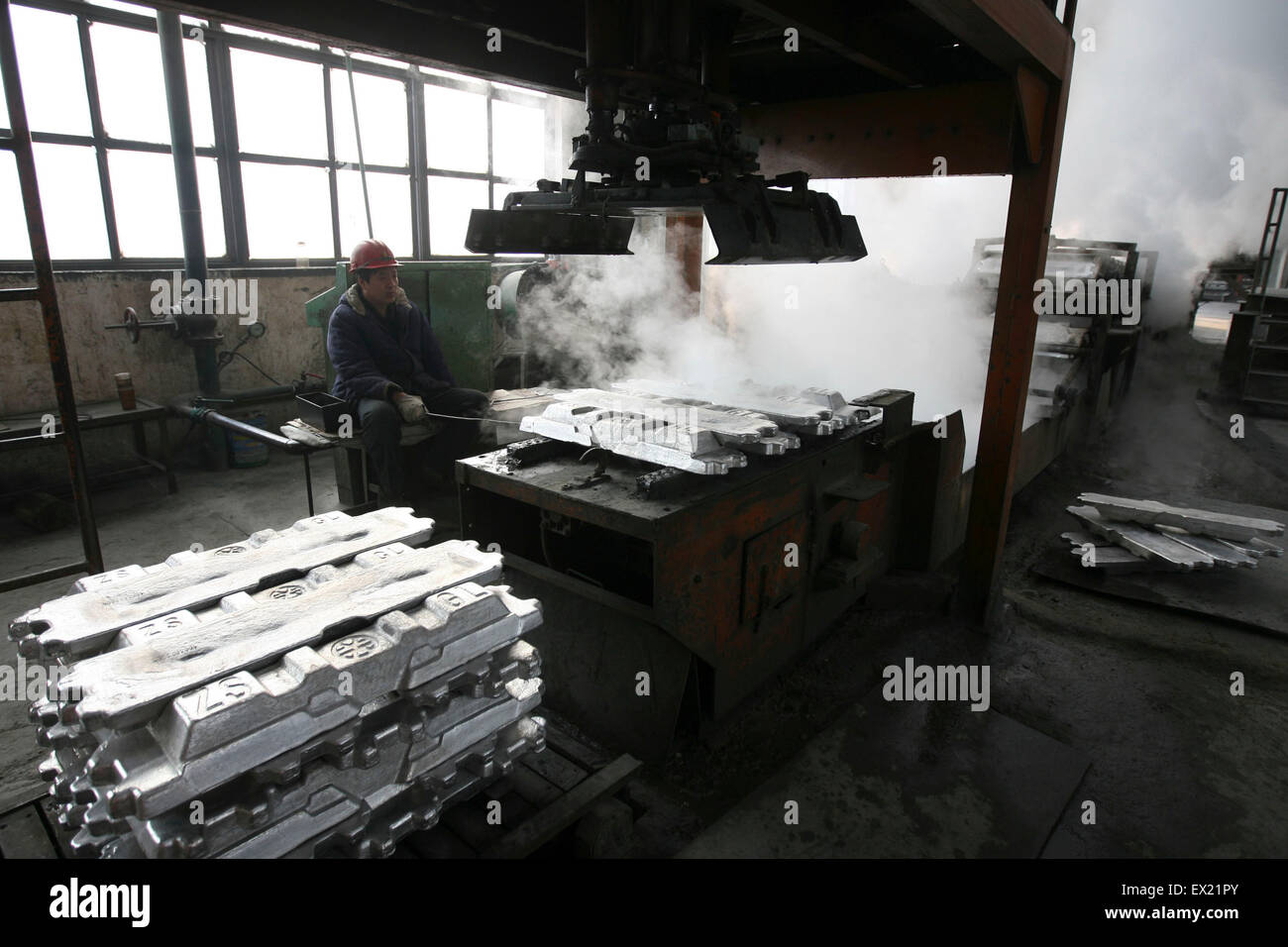 Aluminium works hi-res stock photography and images - Alamy