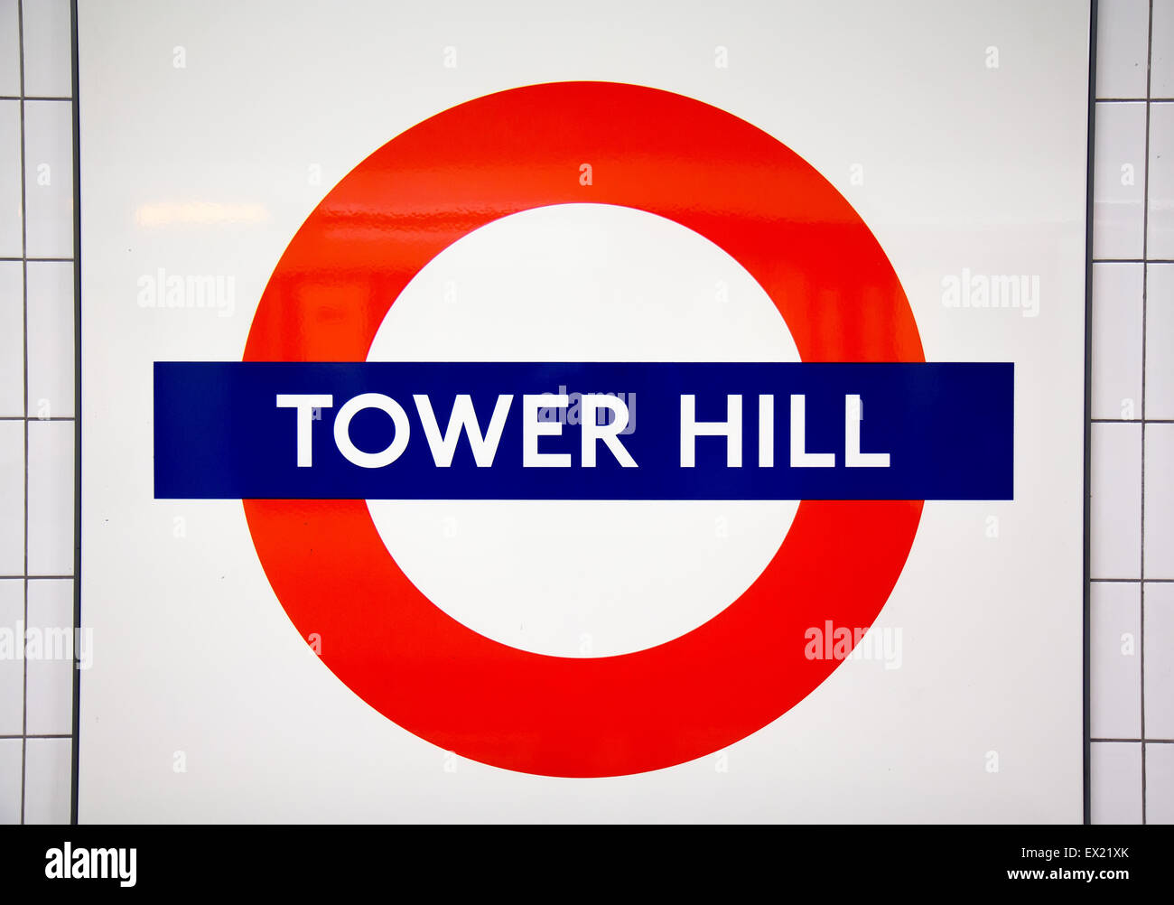 Tower hill station hi-res stock photography and images - Alamy