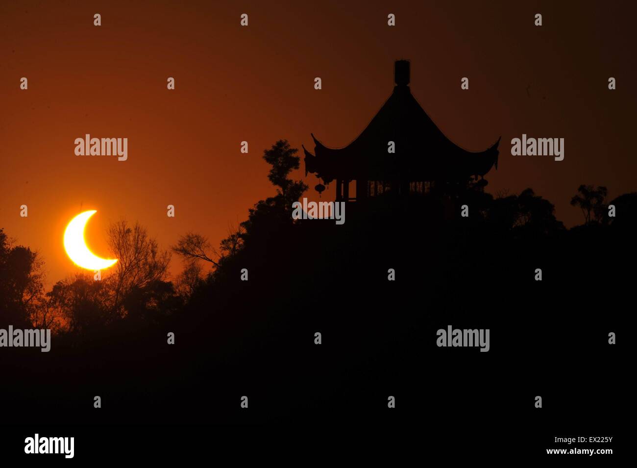 An annular solar eclipse is observed in Xiamen, Fujian province January ...