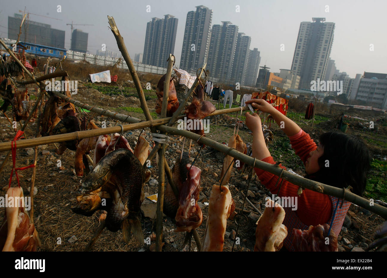 People live at a demolition site where has been demolished for years ...