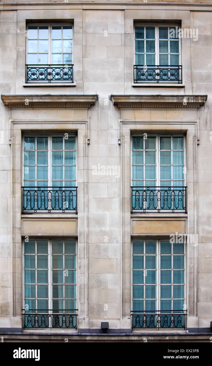 White painted brick house london hi-res stock photography and images ...