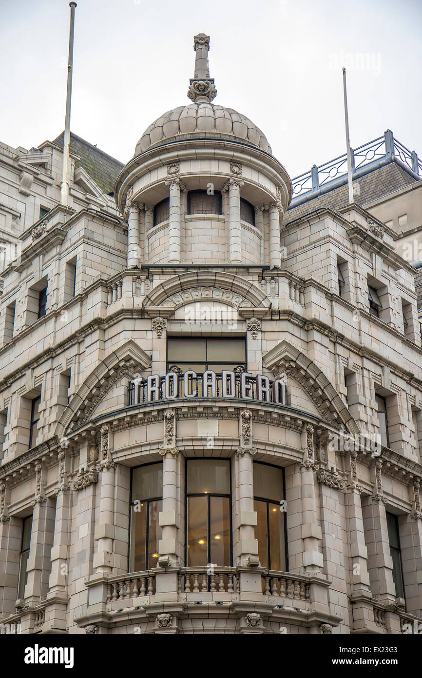 Trocadero london hi-res stock photography and images - Alamy