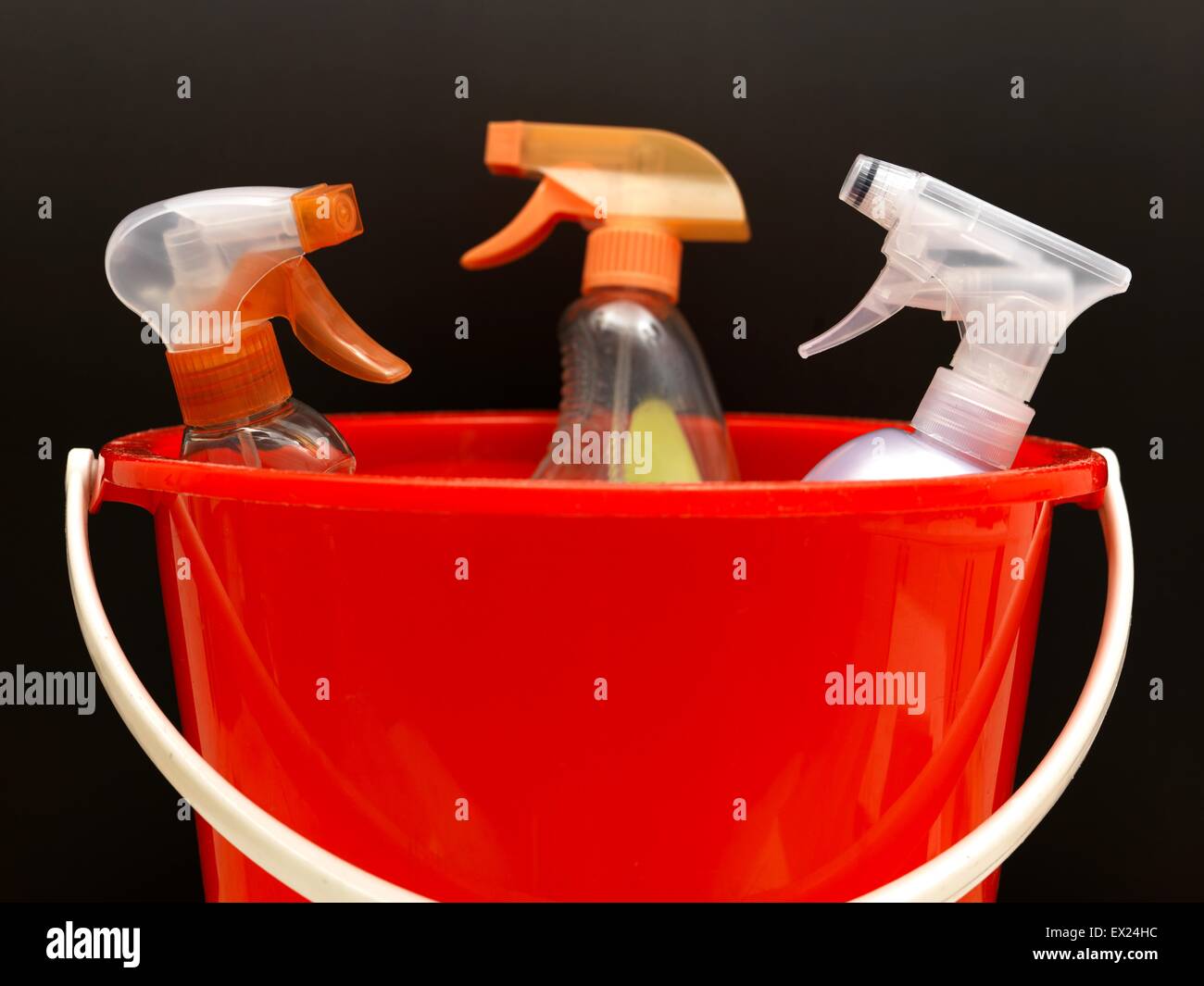 Green bucket full cleaning hi-res stock photography and images - Alamy