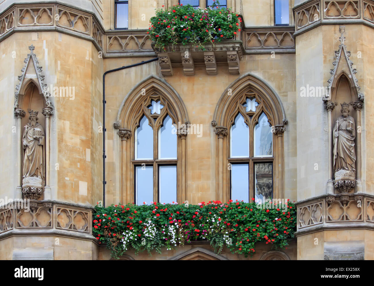 Westminster school - Dean' S Yard balcony Stock Photo - Alamy