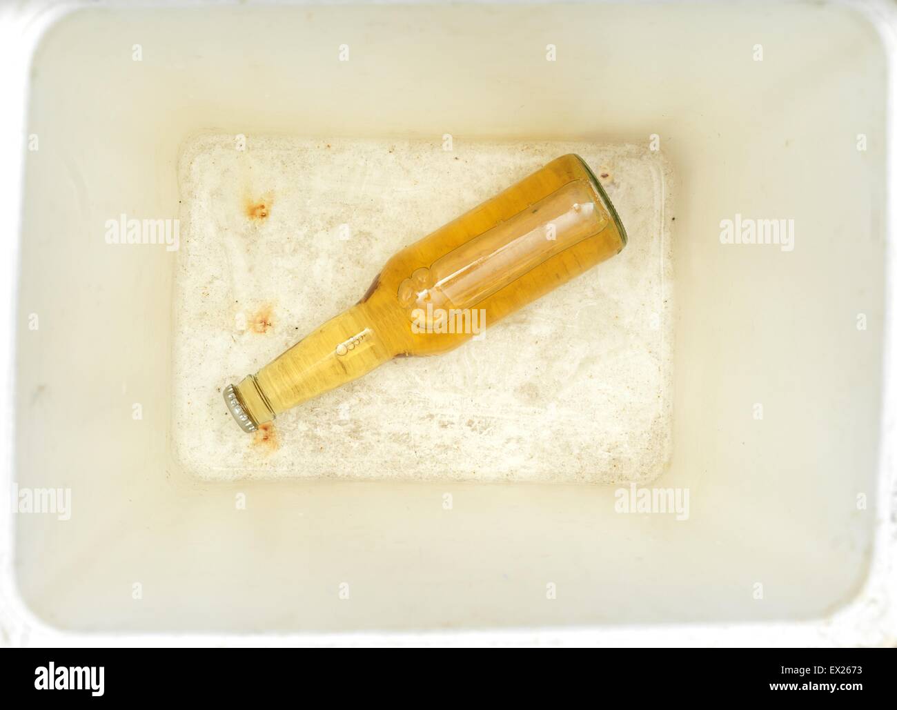 A close up shot of an Australian style esky Stock Photo - Alamy