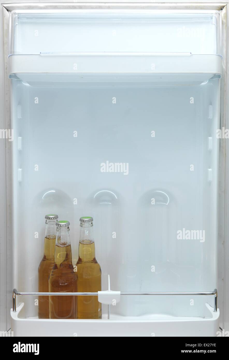 Fridge clean shot hi-res stock photography and images - Alamy