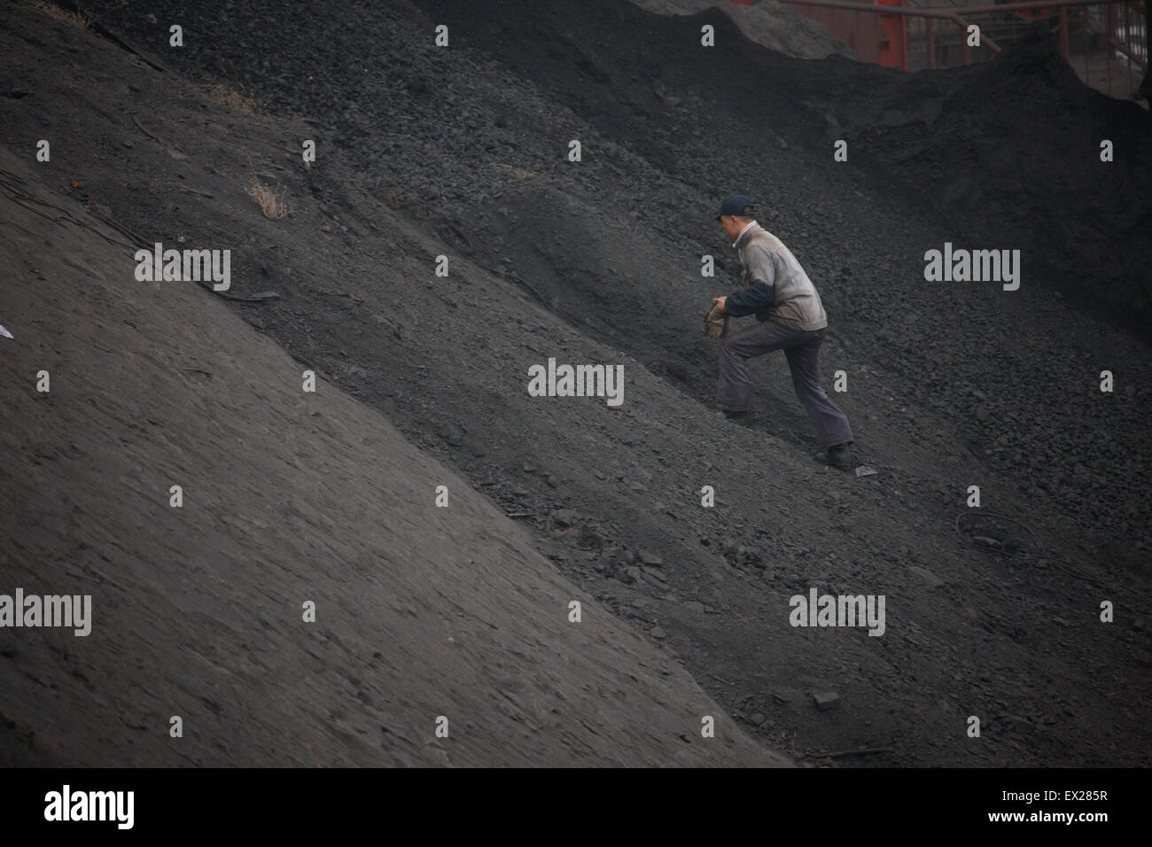 Miners work hi-res stock photography and images - Alamy