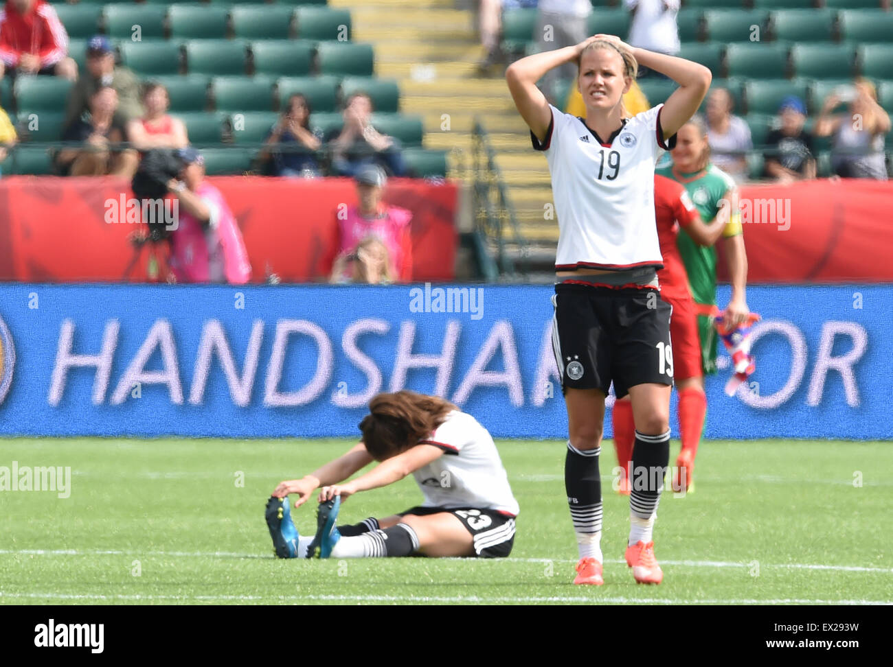 Edmonton, Canada. 04th July, 2015. Germany's Sara Daebritz (L) and Lena ...