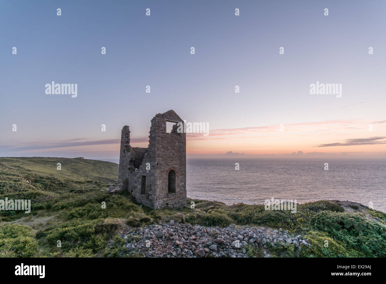 Poldark bbc mine hi-res stock photography and images - Alamy