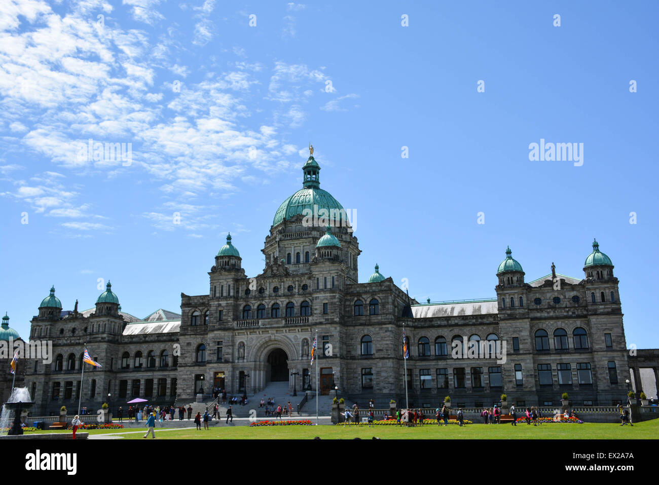British columbia parliament building hi-res stock photography and ...