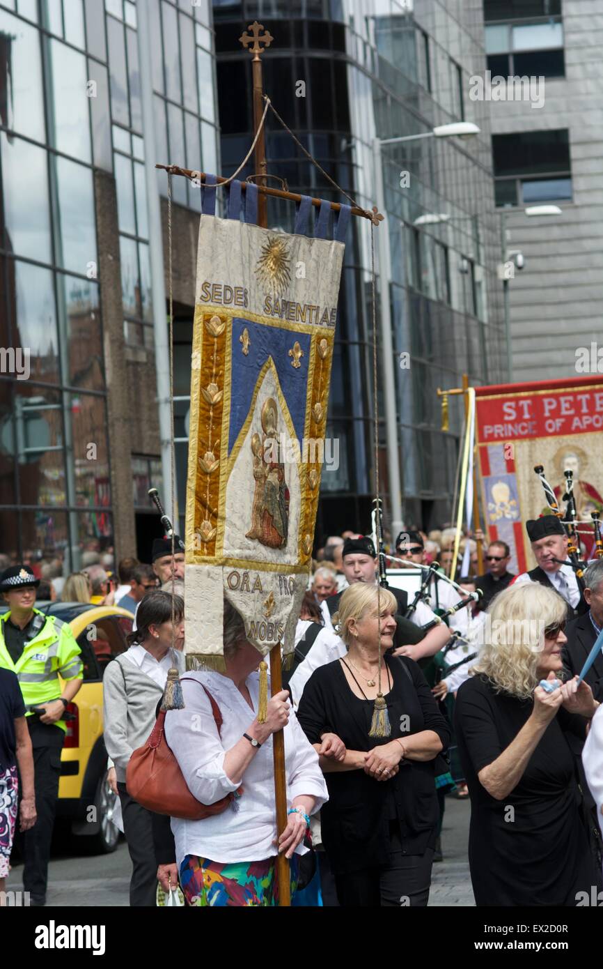 Manchester italian walk city centre hi-res stock photography and images ...