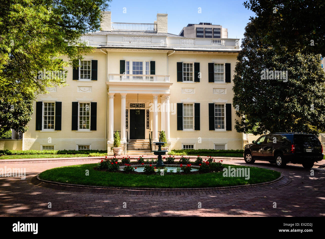 Executive mansion hi-res stock photography and images - Alamy