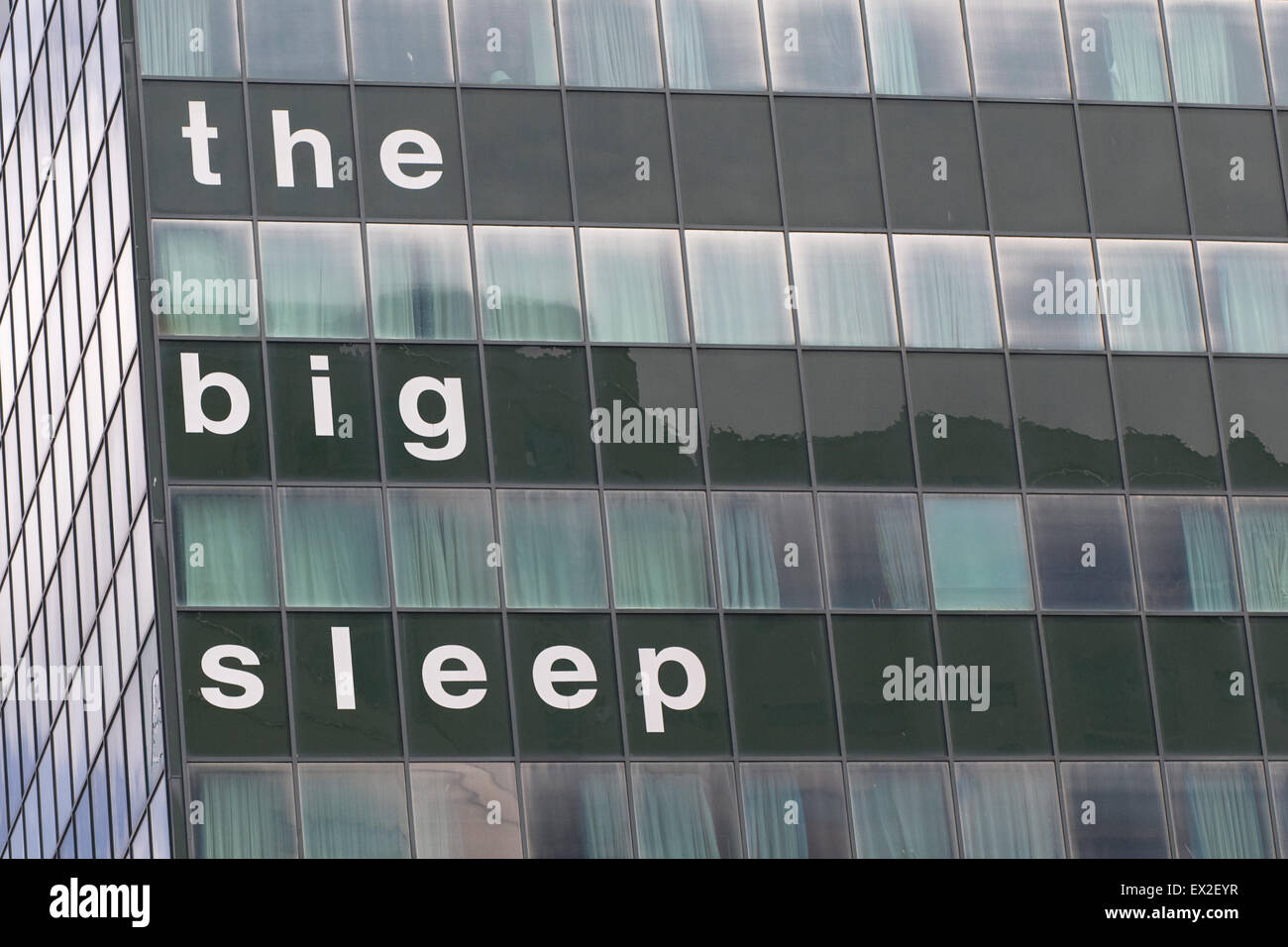 Hotel windows texture hi-res stock photography and images - Alamy