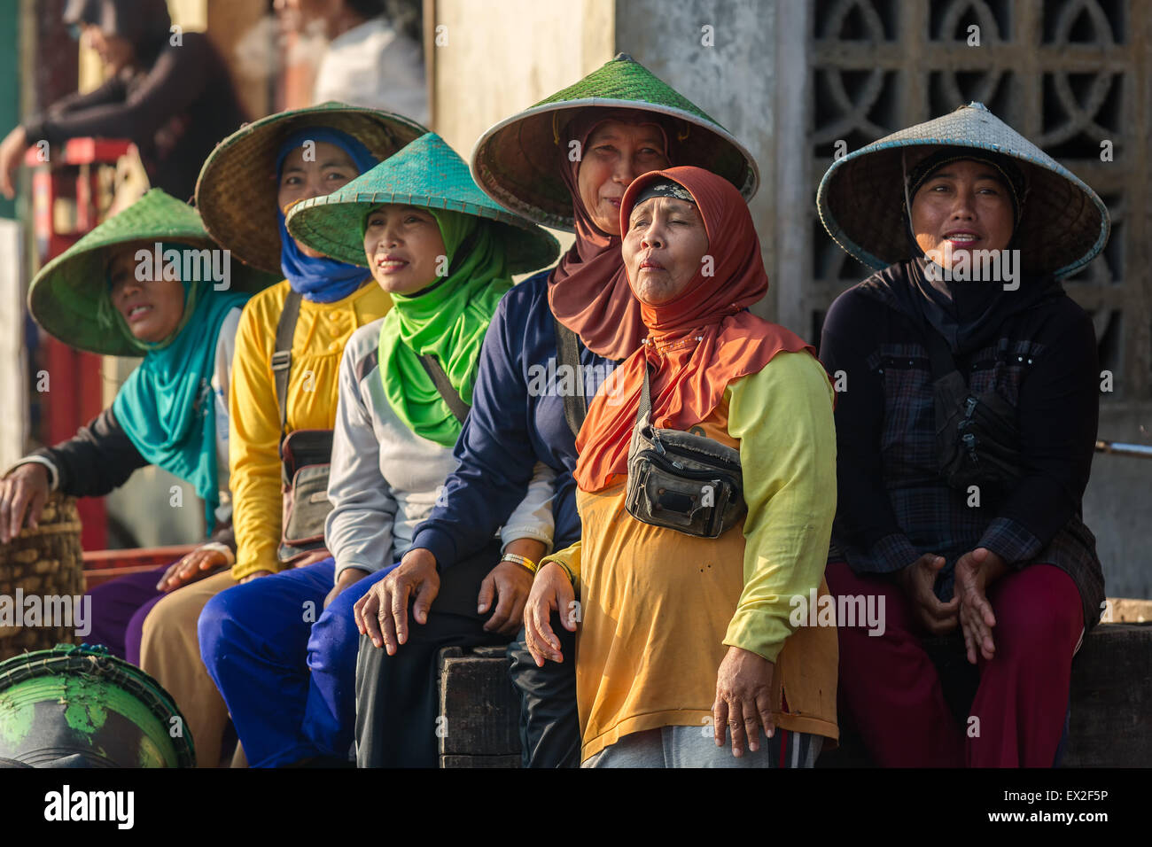 Chat hat hi-res stock photography and images - Alamy