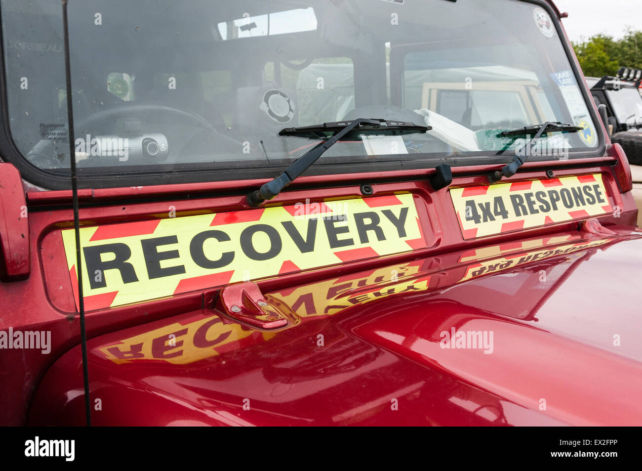 Mountain rescue land rover defender hi-res stock photography and images ...