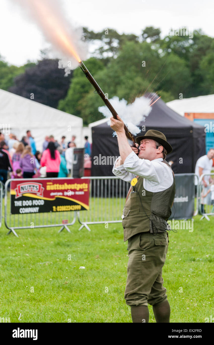 Old flintlock hi-res stock photography and images - Alamy