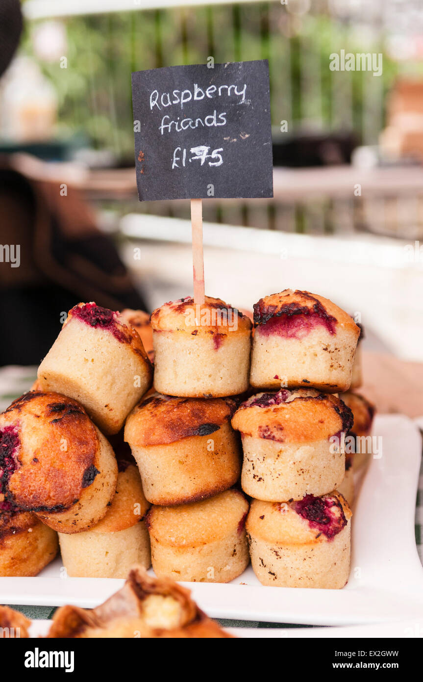 French bakery stores hi-res stock photography and images - Alamy