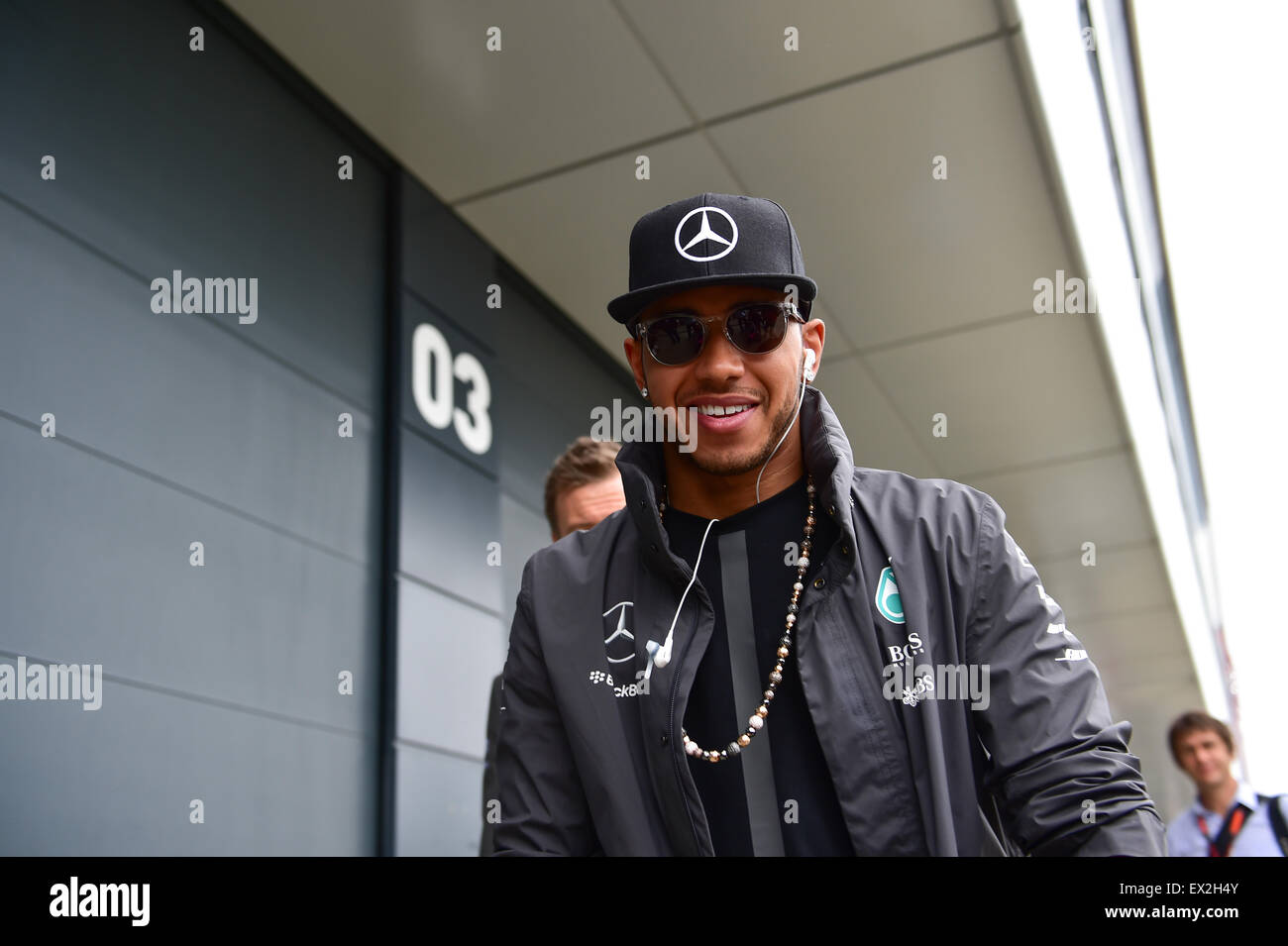 Lewis hamilton 2015 silverstone hi-res stock photography and images - Alamy