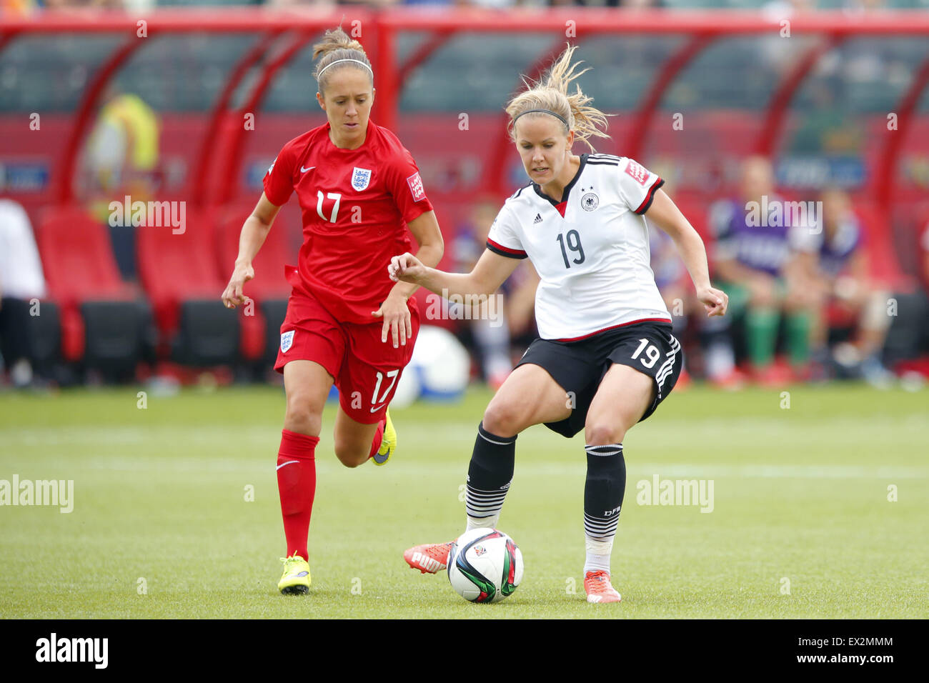 Edmonton, Canada. 4th July, 2015. (L-R) Jo Potter (ENG), Lena Petermann ...