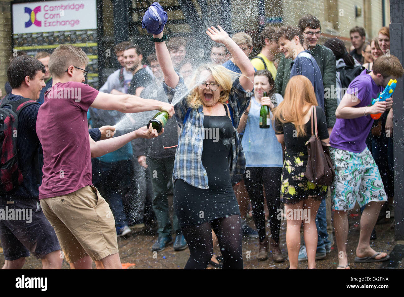 Cambridge students wine hi-res stock photography and images - Alamy