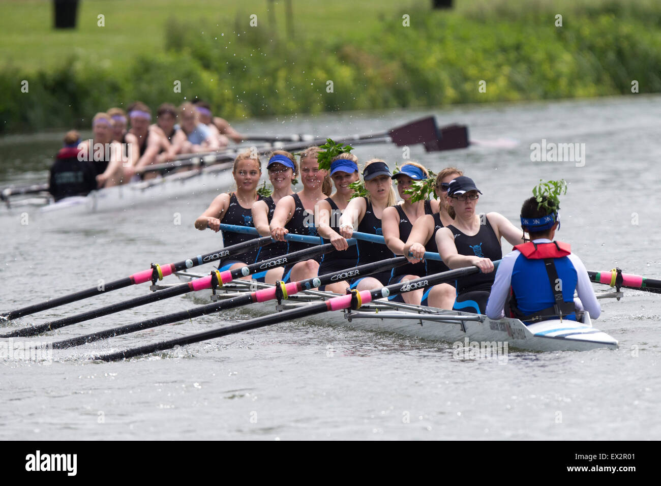 Cambridge University students taking part in the May Bumps on the River ...
