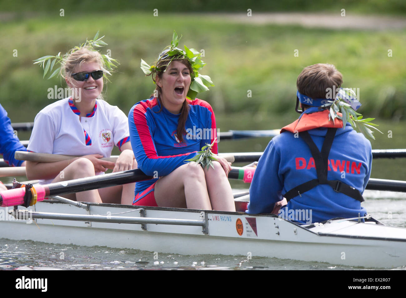 Cambridge University students taking part in the May Bumps on the River ...