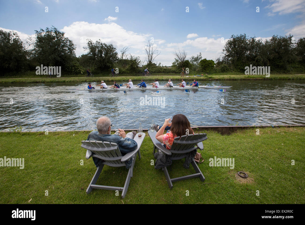 Cambridge University students taking part in the May Bumps on the River ...