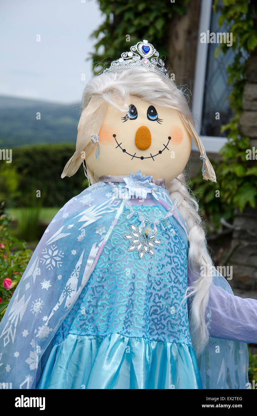 Blackrod, Uk - Local Scarecrows at village scarecrow festival in the ...