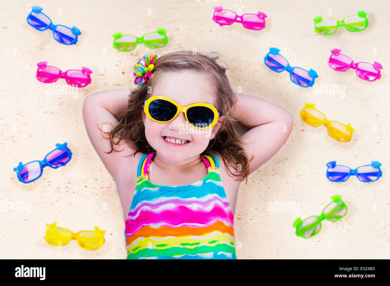A baby wearing sunglasses hi-res stock photography and images - Alamy