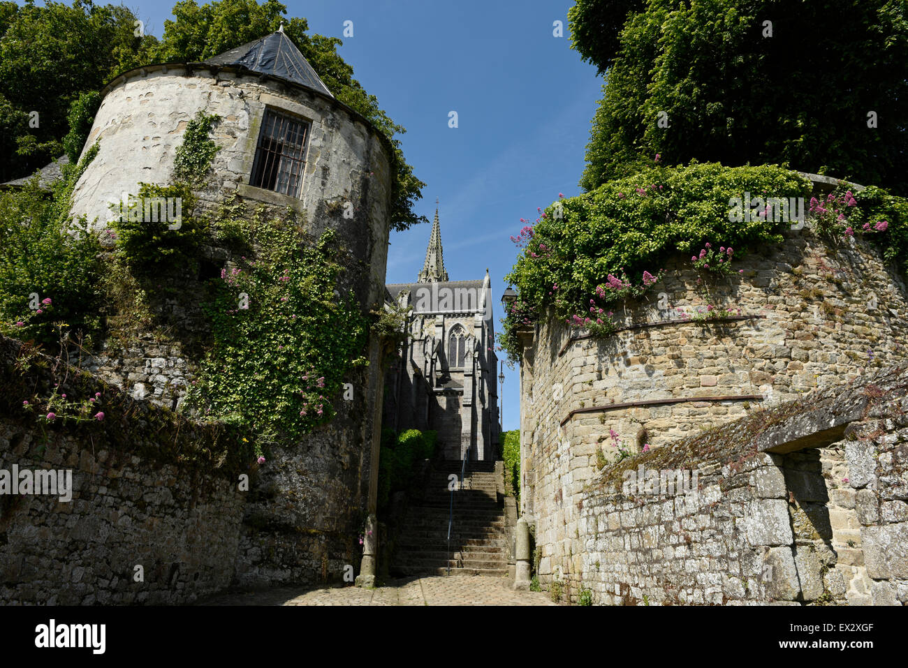 Basilique Notre-Dame de Délivrance, Quintin, Côtes d'Armor, Brittany ...