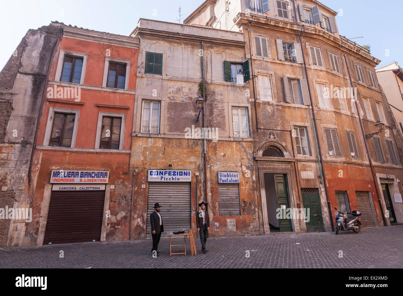 Jewis people in Piazza Costaguti, The Roman Ghetto or Ghetto of Rome ...