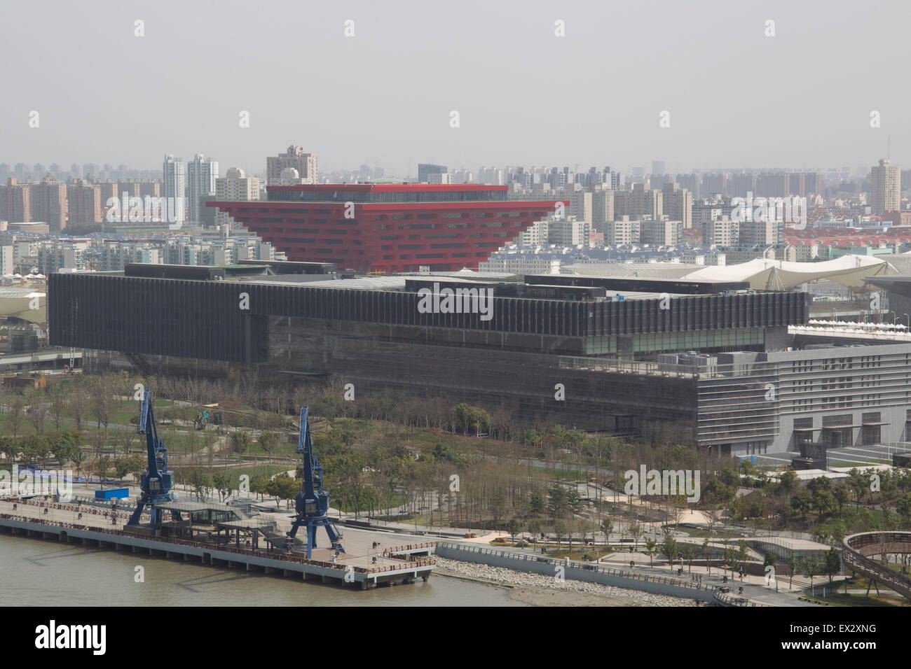 Construction site world expo 2010 hi-res stock photography and images ...