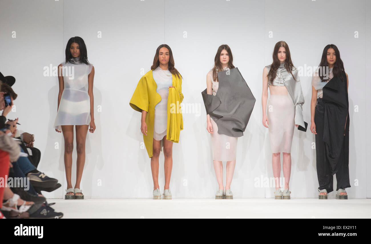 Graduate fashion week international catwalk competition hi-res stock ...