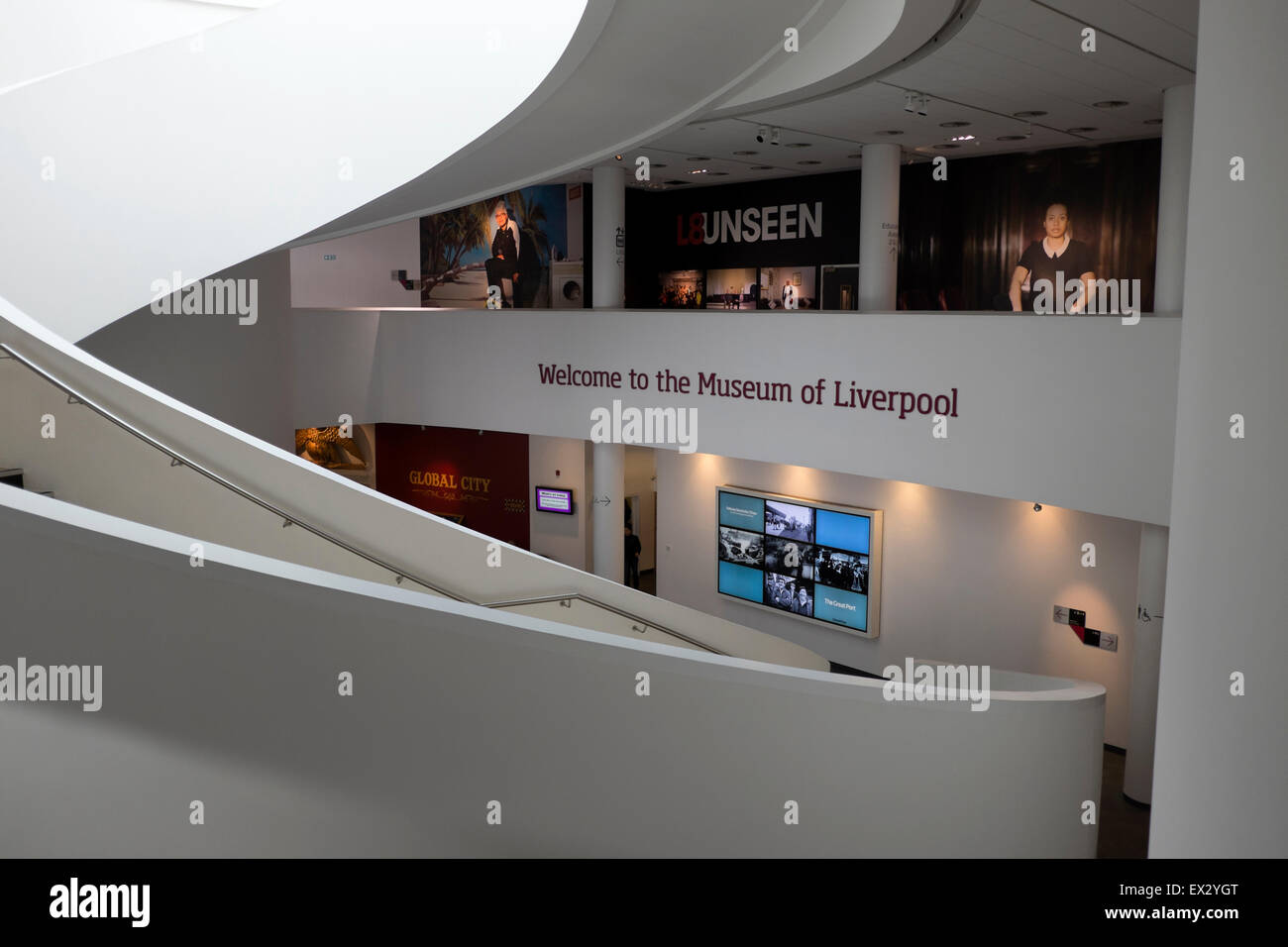 Welcome to museum hi-res stock photography and images - Alamy