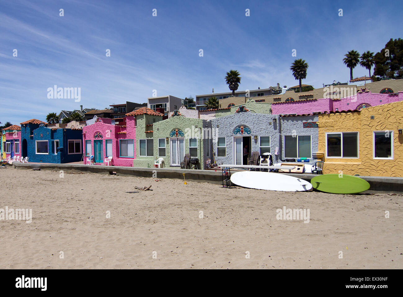 Scenic bungalows on the beach in Capitola, California Stock Photo - Alamy